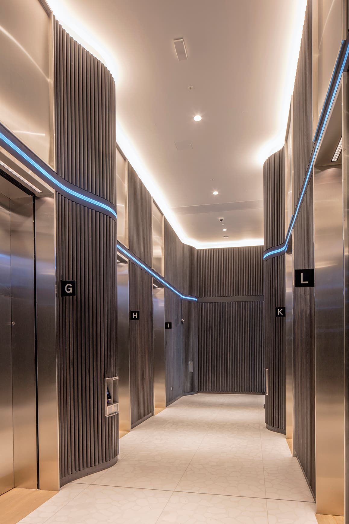 YY Building, 30 South Colonnade