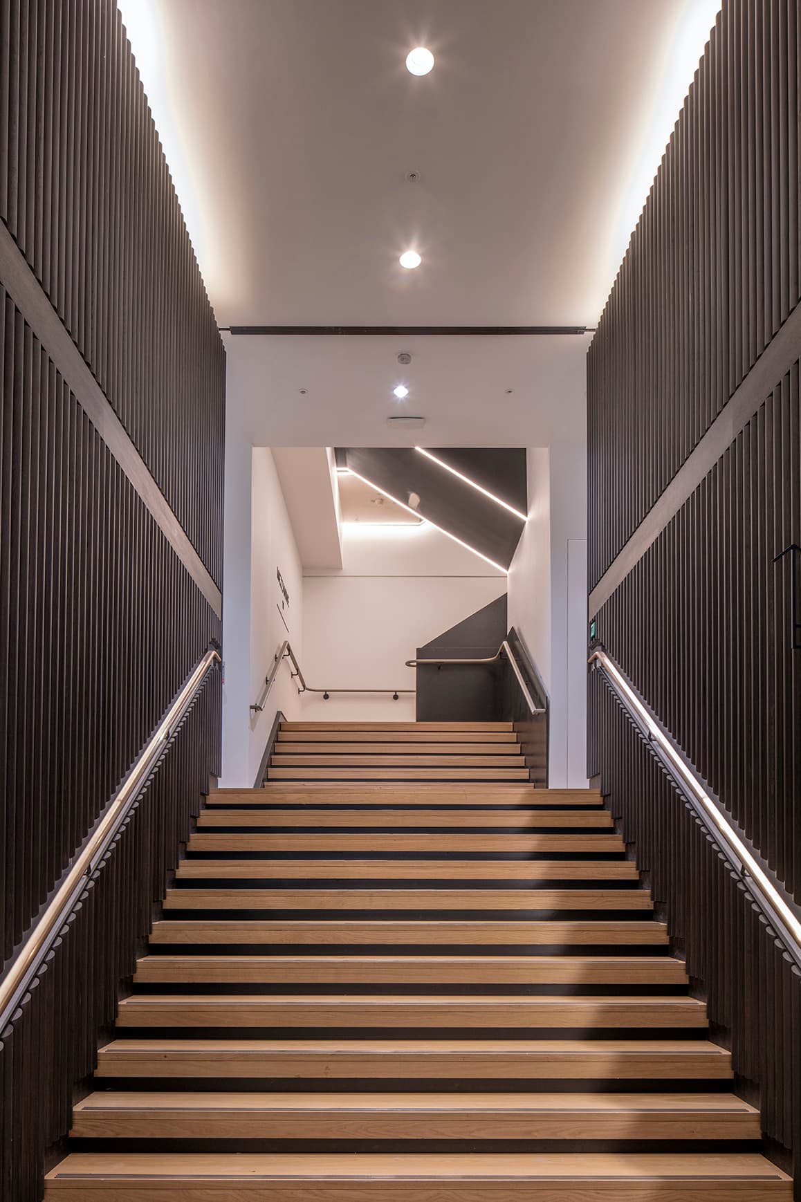 YY Building, 30 South Colonnade